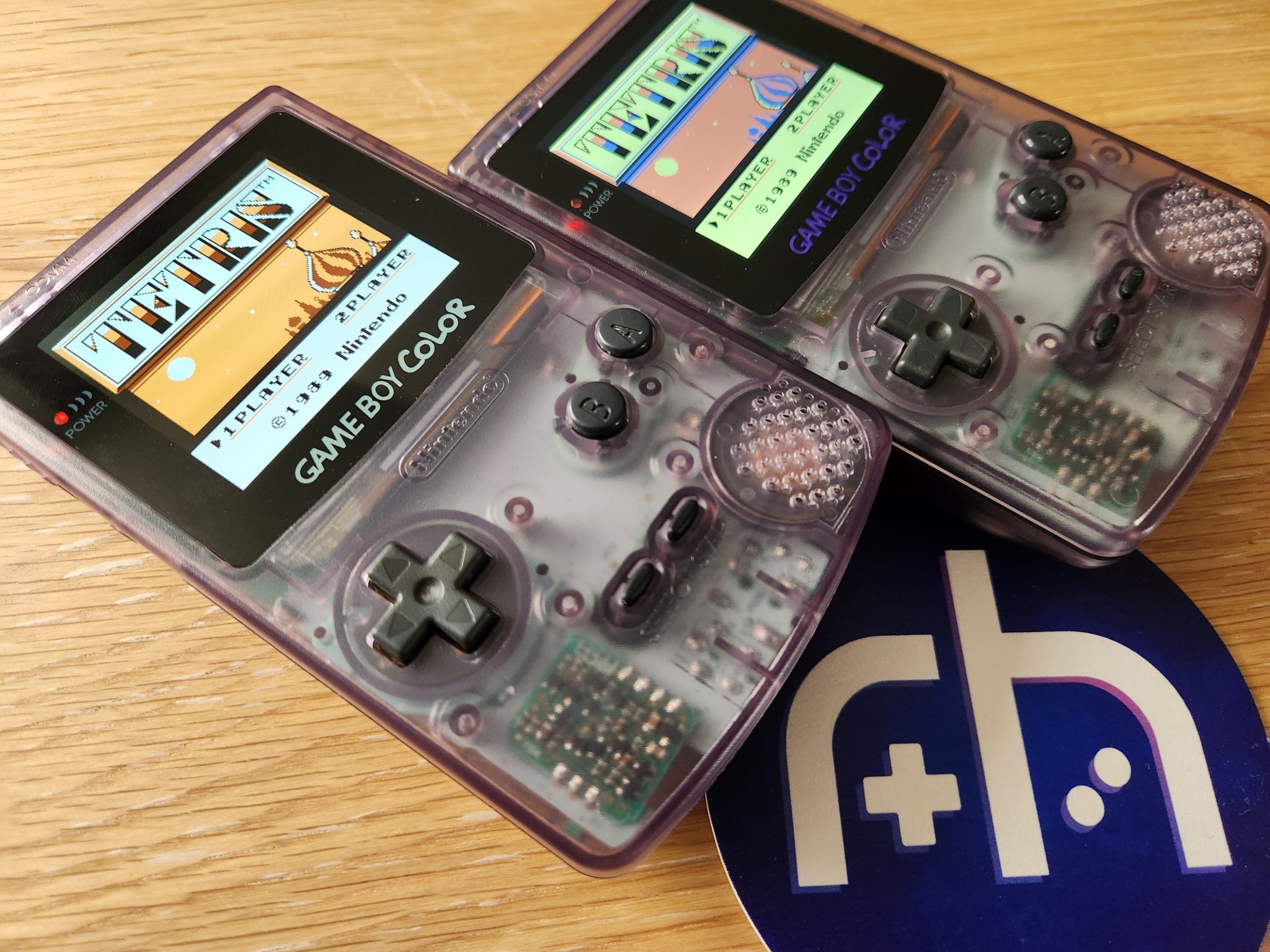 Modding a GBC: The Truth About the AMOLED Game Boy Color Mod - Retro ...