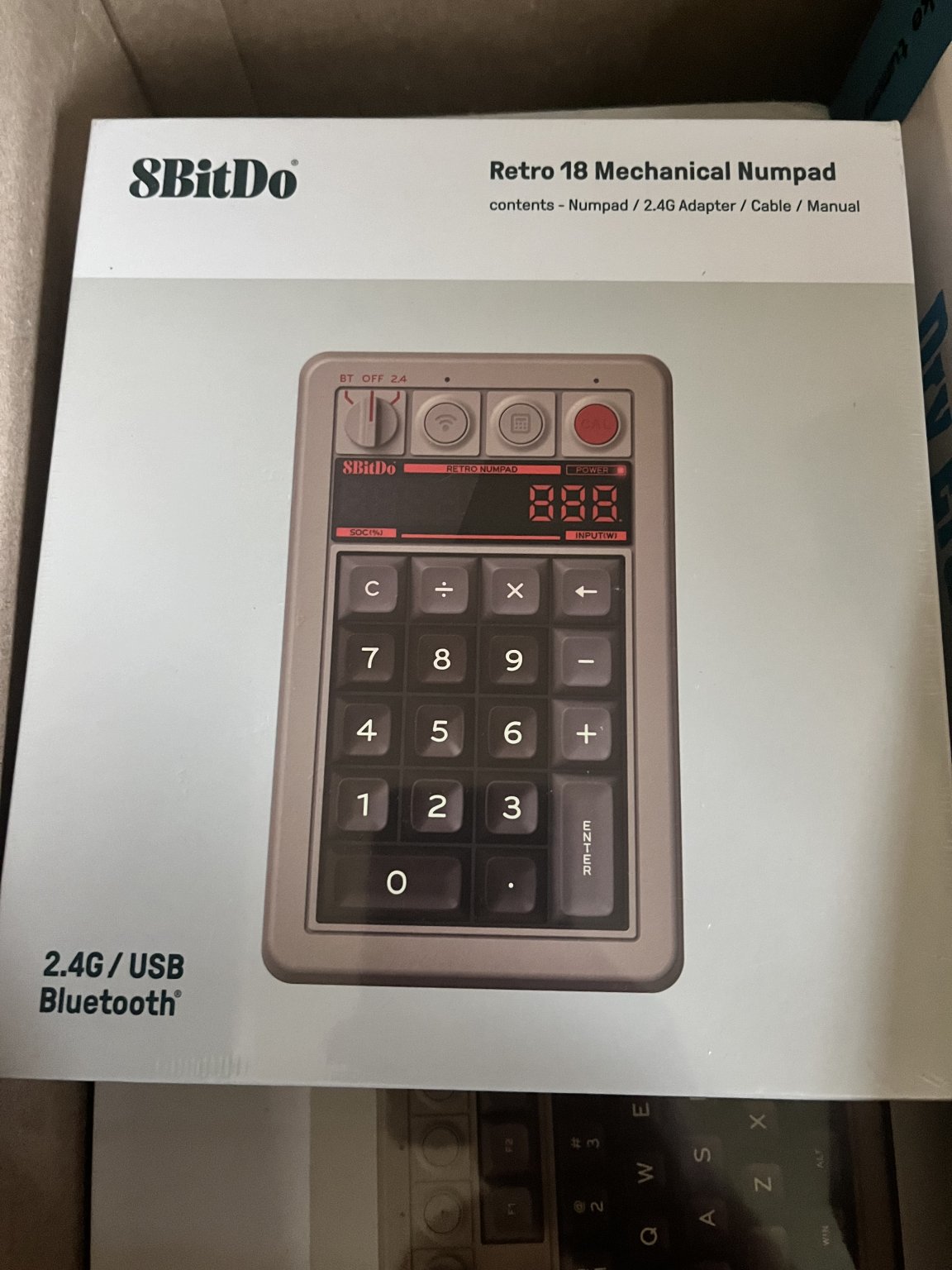 8BitDo Retro 18 Mechanical Numpad Review - Retro Handhelds