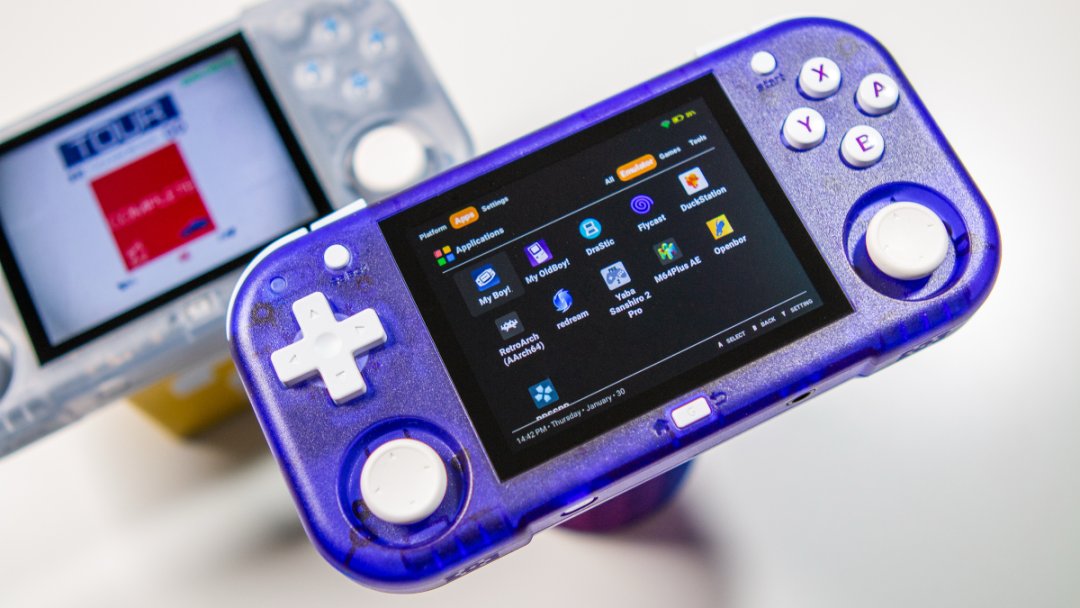 MagicX Mini Zero 28 First Impressions: Starting 2025 With a Bang - Retro Handhelds