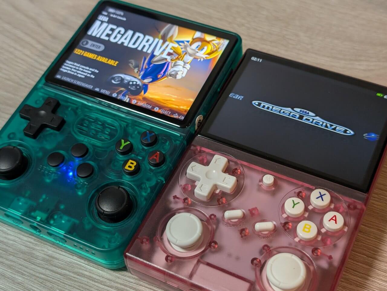 R36S vs. BatleXP G350: A Budget Beatdown? - Retro Handhelds
