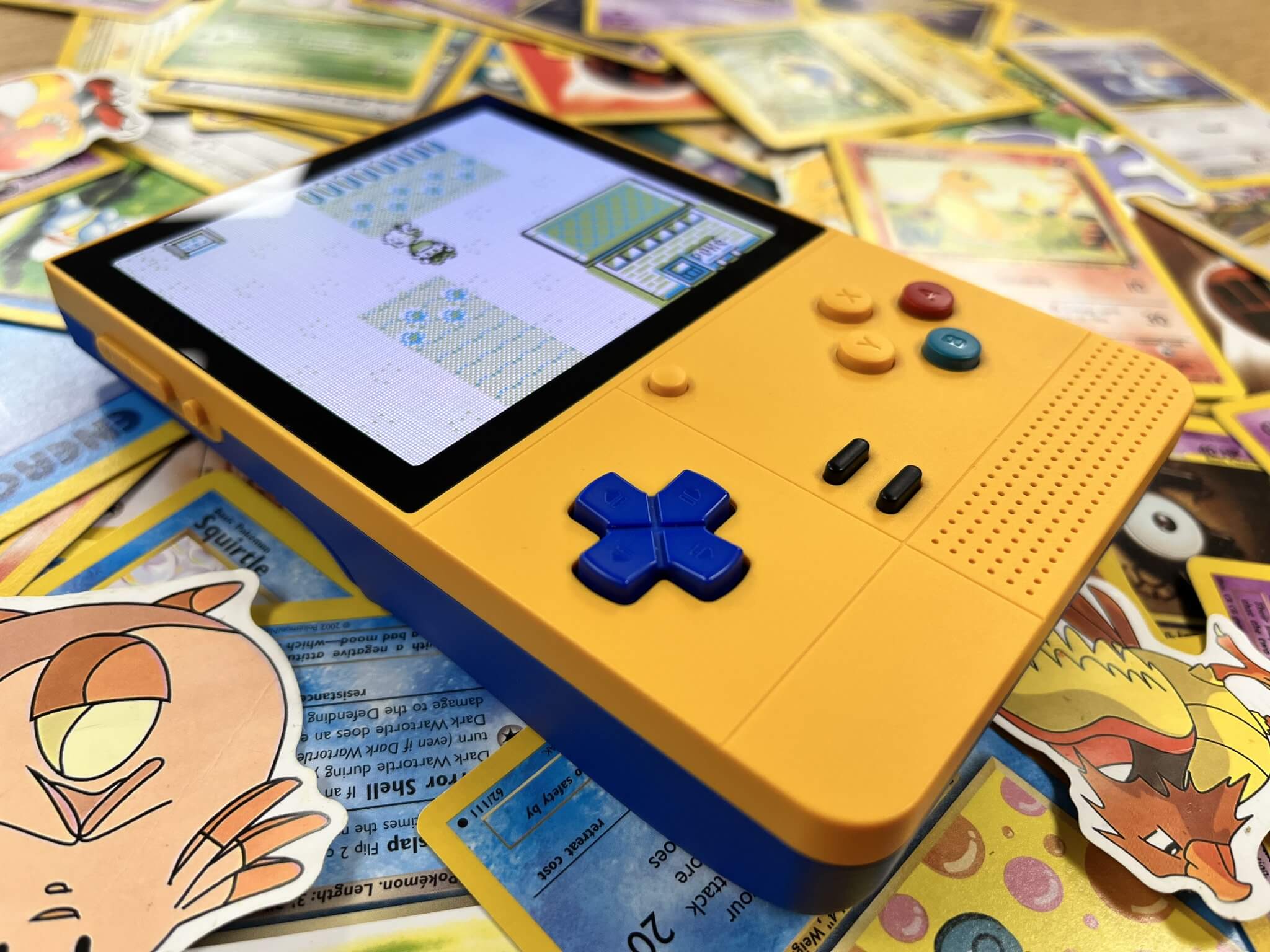 Retroid Pocket Classic First Impressions: Vertical Champ - Retro Handhelds
