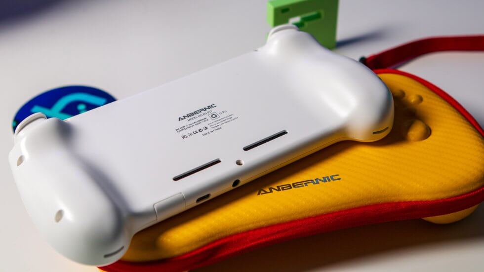 Anbernic RG557 Setup Guide - Retro Handhelds