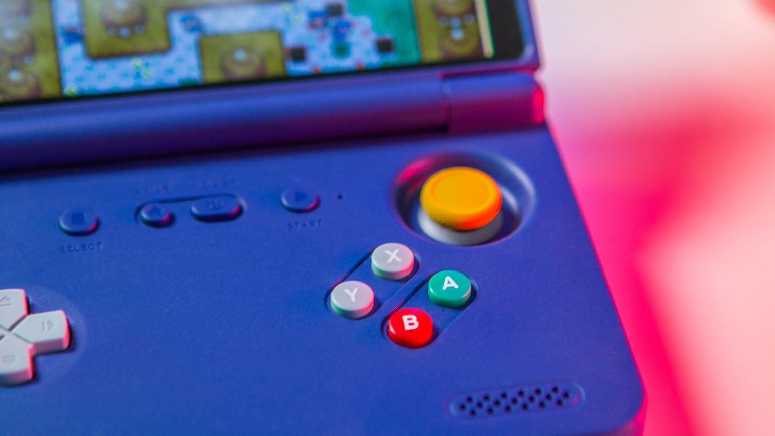 Retroid Pocket Flip 2 Review: The Clammiest of Clams - Retro Handhelds