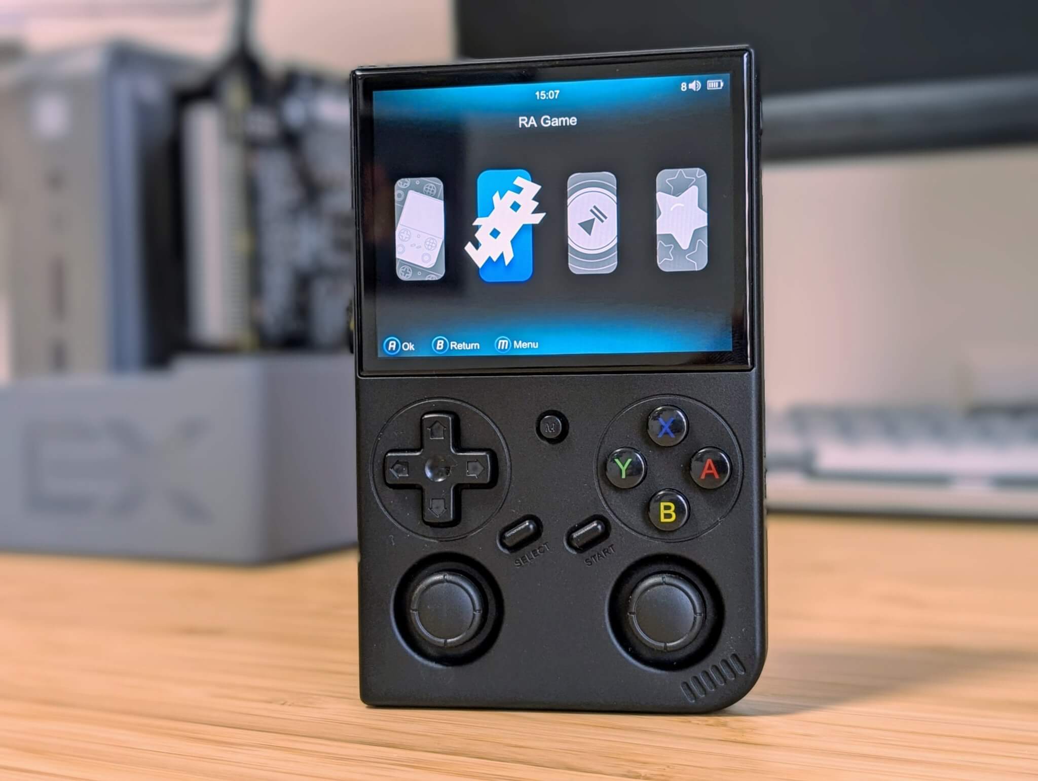 Anbernic RG35XX Pro First Impressions: It’s an Anbernic - Retro Handhelds