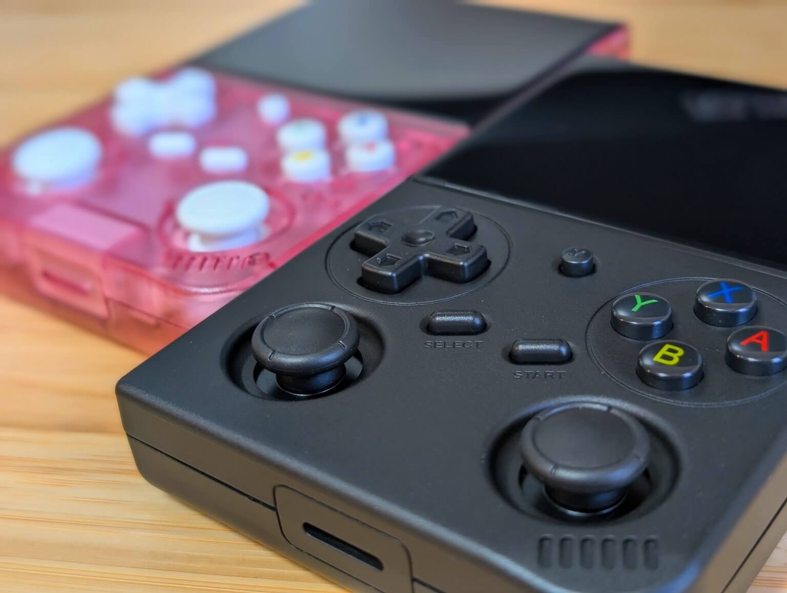 Anbernic RG35XX Pro First Impressions: It’s an Anbernic - Retro Handhelds