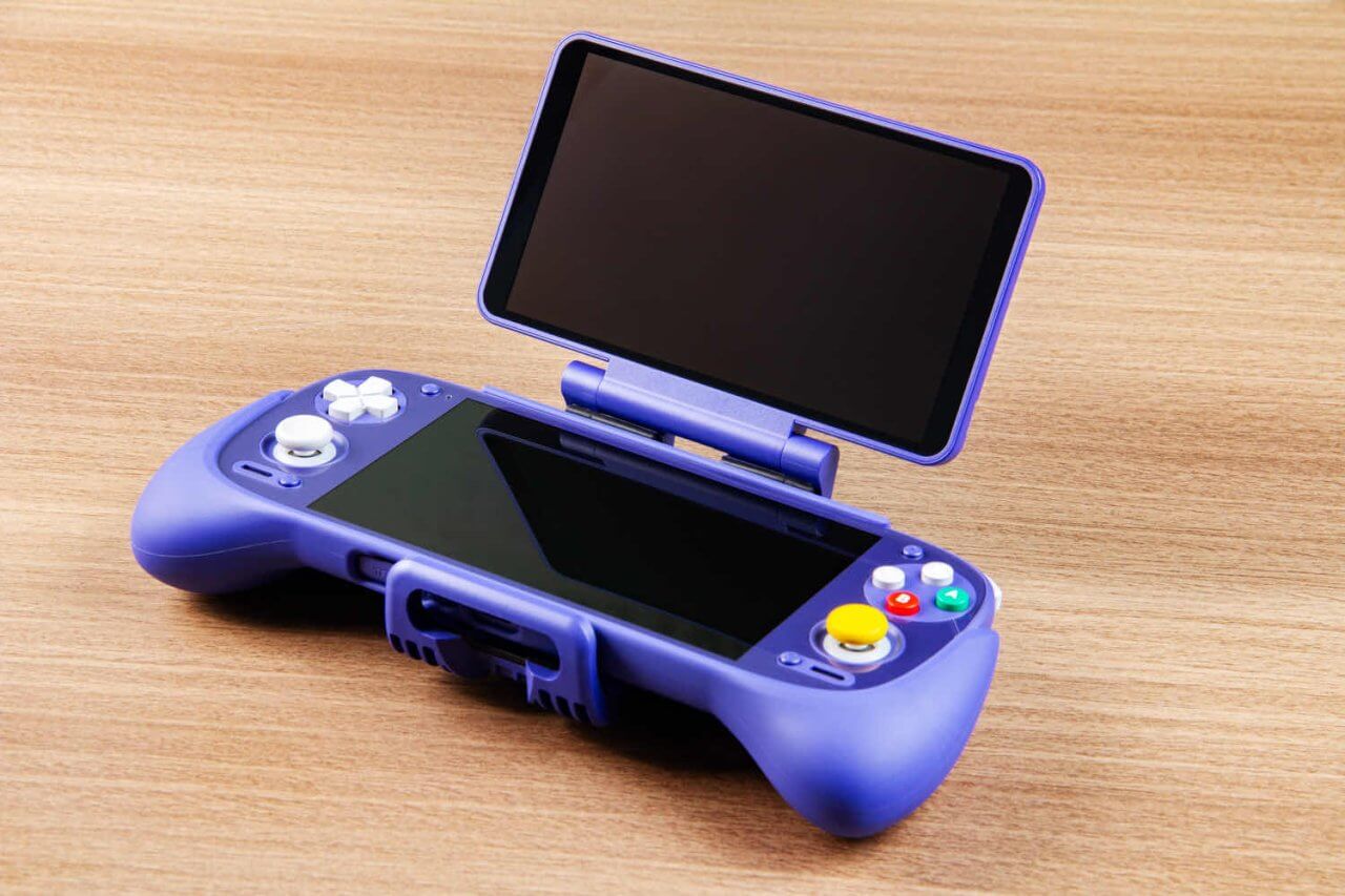 Retroid Reveals Real-World Photos of Upcoming Dual Screen Add-On ...