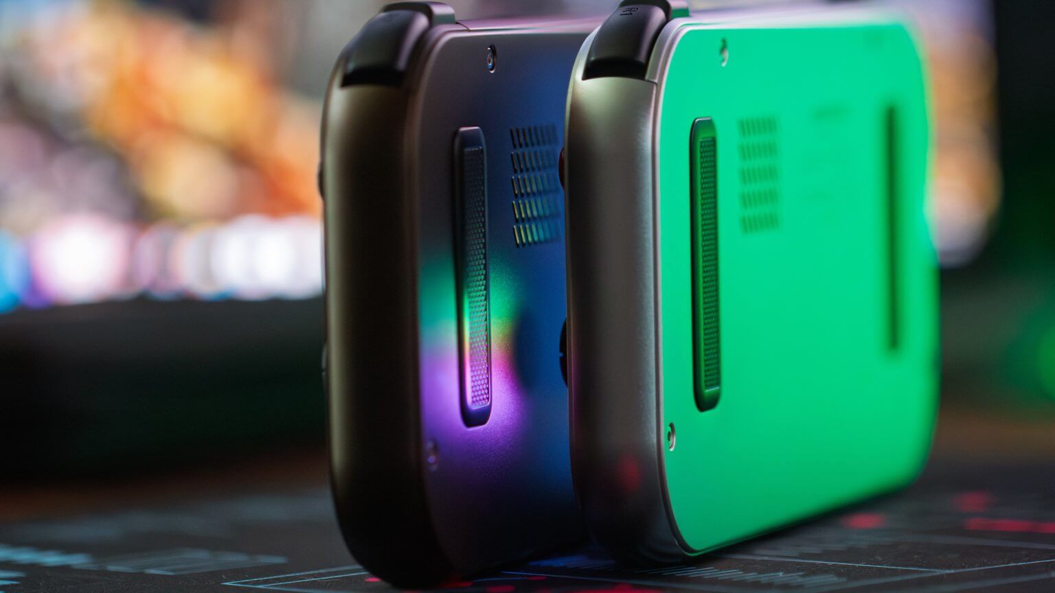 Anbernic RG477M First Impressions: A Chonky Beast - Retro Handhelds