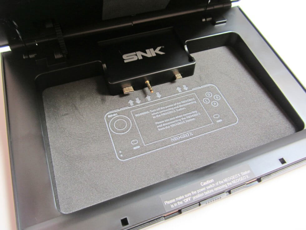 Game Over: The NEO•GEO X - Retro Handhelds